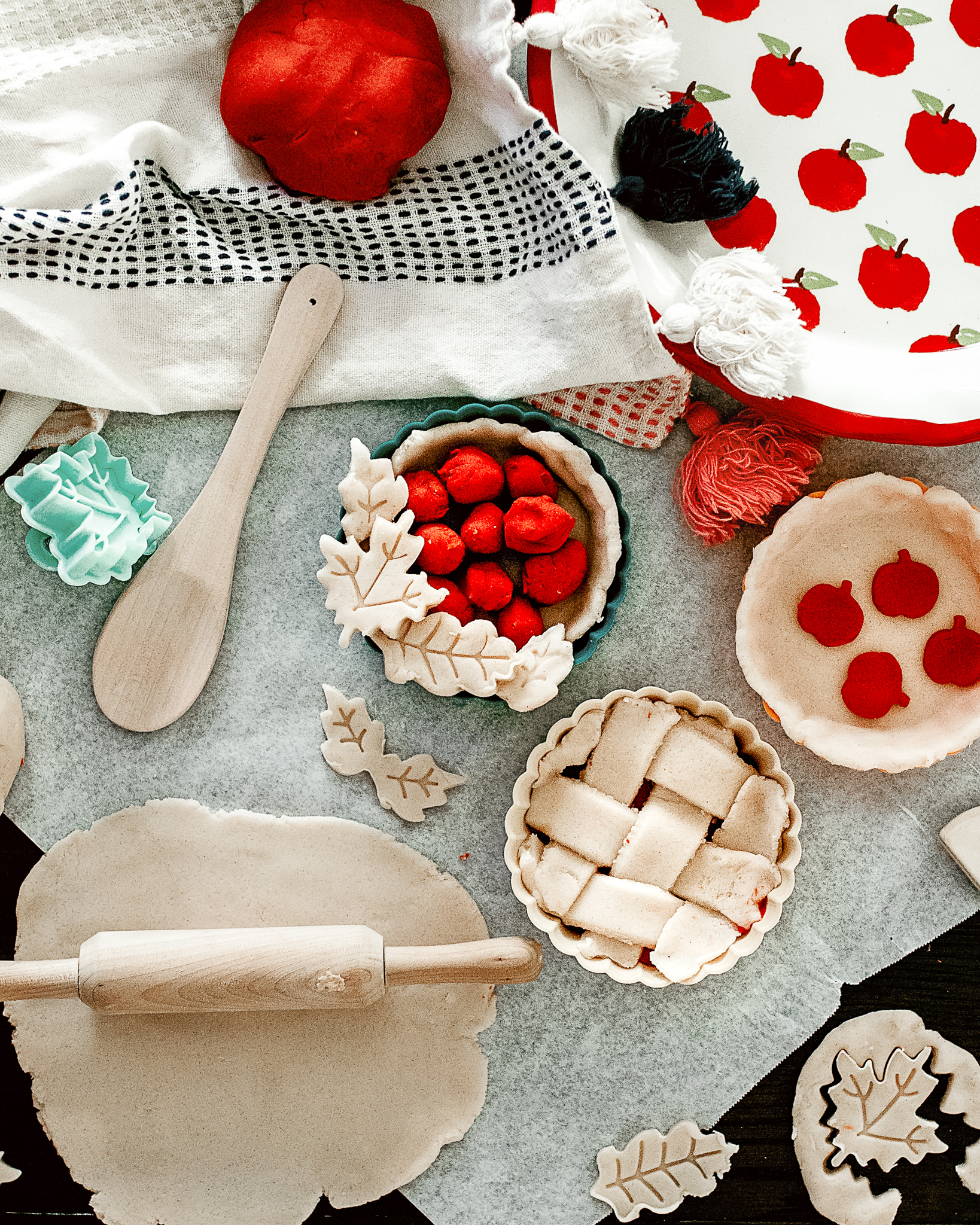 Play Dough Kits: Apple Pie Scented Play Dough for Fall » Crafts ...